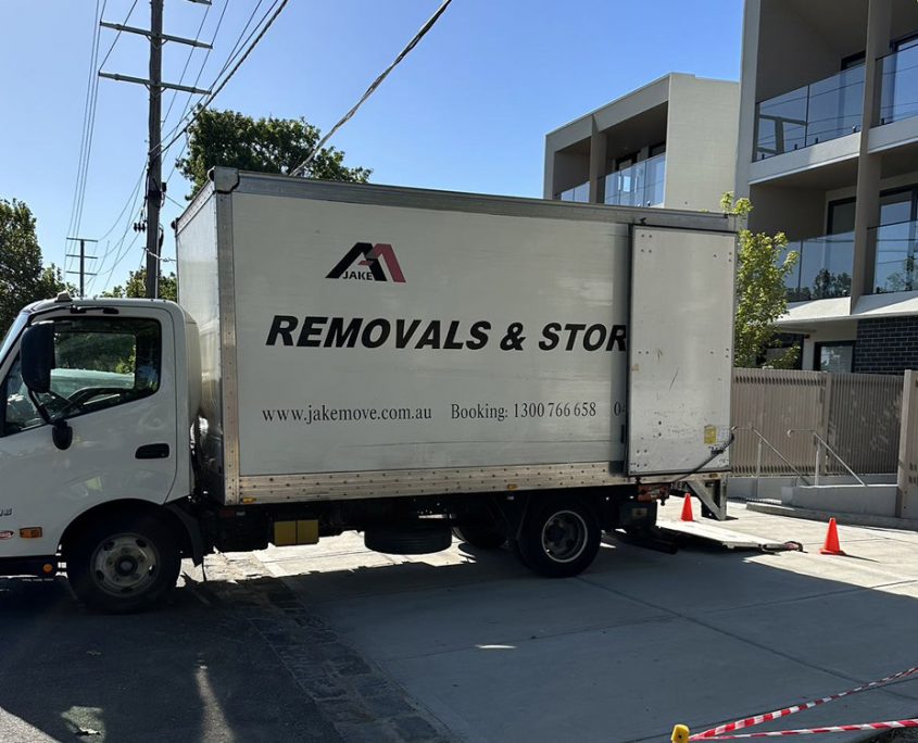 Removalists Melbourne & Movers Melbourne | Jake Removals Melbourne